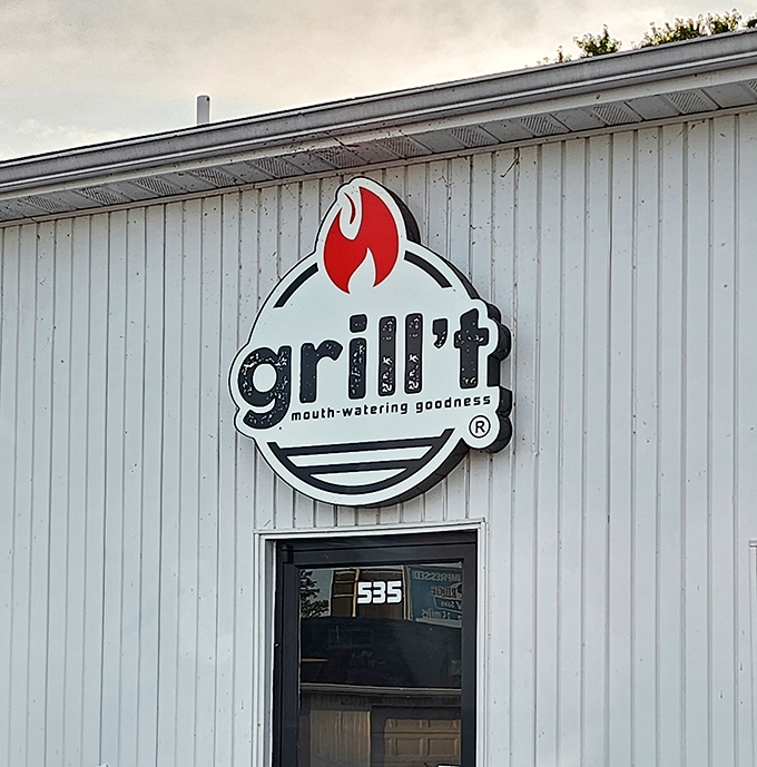 Simple outside, spectacular inside. Grill't proves that great BBQ doesn't need fancy digs&mdash;just time, smoke, and skill.