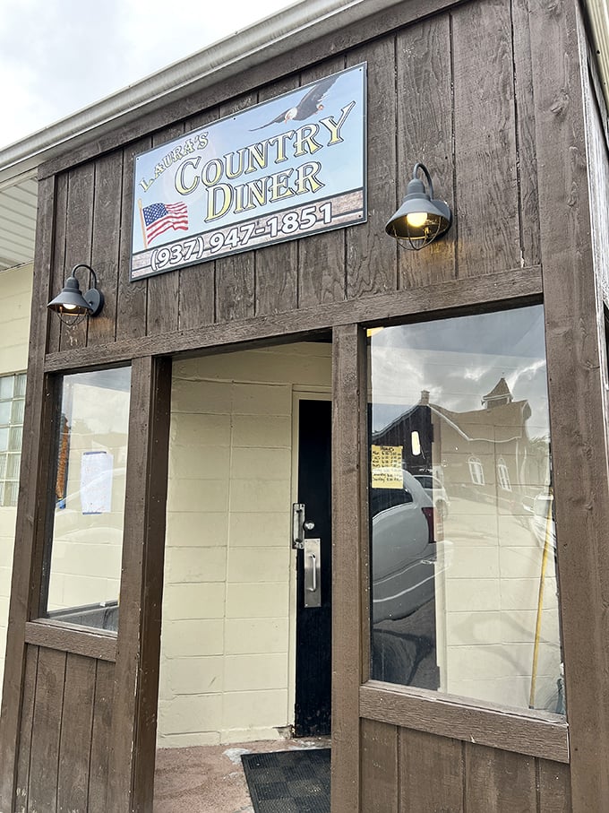 Tractors on the sign tell you everything you need to know&mdash;hearty, farm-fresh food that sticks to your ribs.
