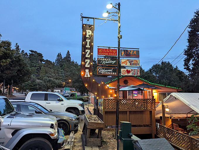 Where pizza meets wilderness &ndash; this charming mountain hideaway serves slices with a side of pine-scented mountain air.