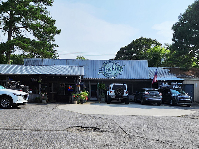 This modest roadside spot proves that great burgers don't need fancy digs—just passion, quality ingredients, and a well-seasoned grill.