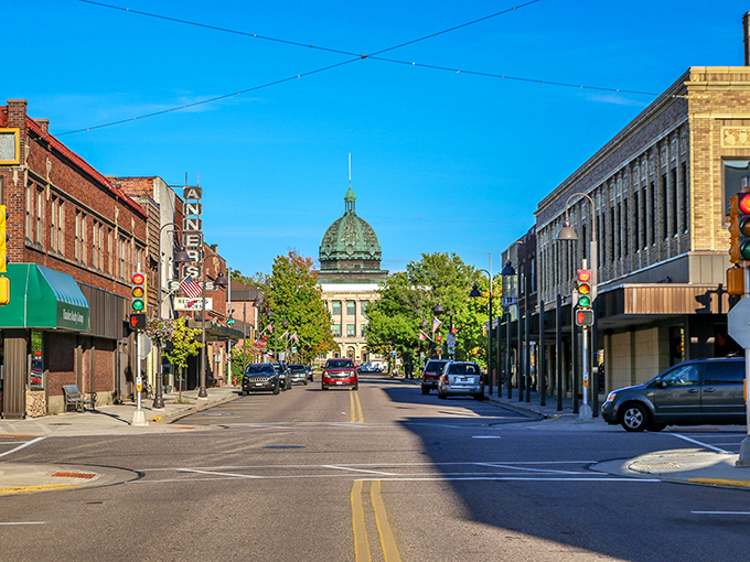Charming shops, classic buildings, and that eye-catching dome—Rhinelander’s downtown feels like a postcard from small-town Wisconsin at its best.