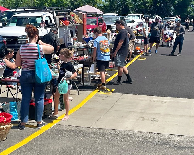 Where bargain hunting meets social hour! Rossi's parking lot vendors create a community of collectors and casual browsers alike.