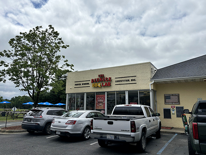Don't let the modest exterior fool you—The Redneck BBQ Lab is where competition-level barbecue meets everyday dining. That sign promises flavor formulas worth studying.