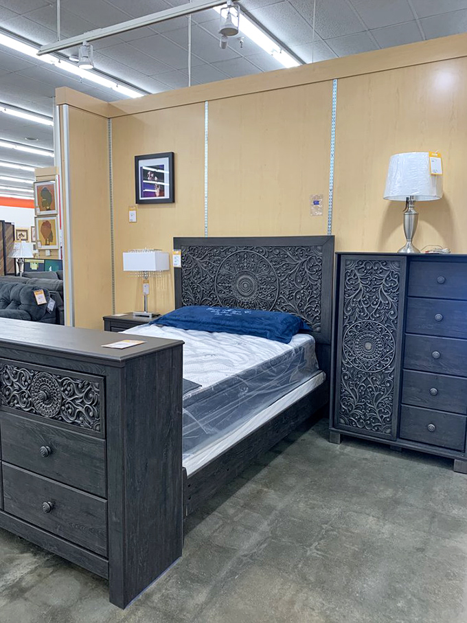 Not just a bedroom set &ndash; it's an instant home makeover waiting to happen. Intricate carved details that would cost a fortune new.