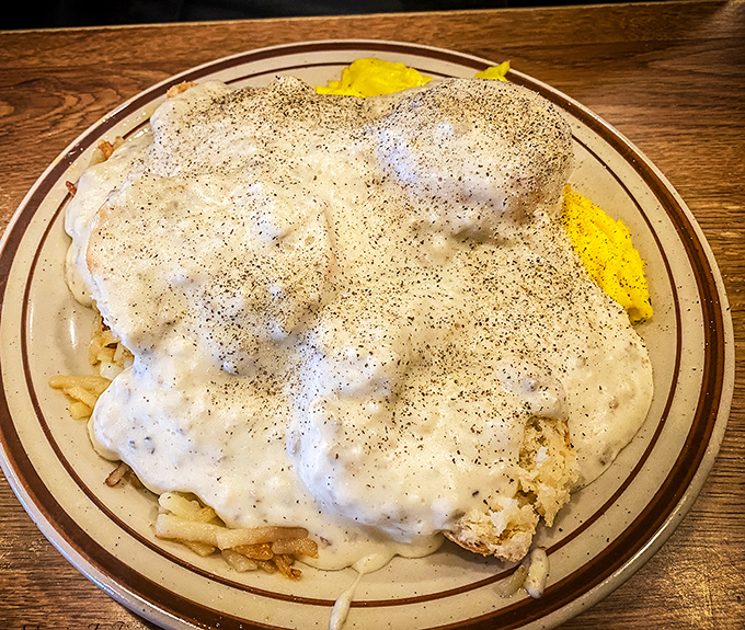 Behold: the gravy blanket of your dreams. This plate doesn't just break your diet&mdash;it smashes it with delicious abandon.