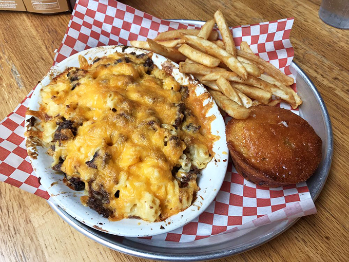 The legendary brisket mac and cheese – where comfort food gets its graduate degree. That golden crust deserves its own hall of fame.