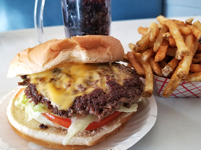 The cheeseburger at Porky's doesn't need fancy aioli or artisanal buns to impress&mdash;just a perfectly seasoned patty, melty cheese, and fresh toppings on a pillowy bun.