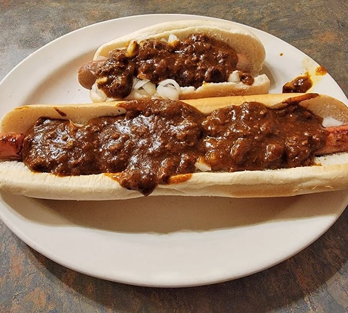 Behold the star attraction: chili dogs that have launched a thousand road trips. That sauce isn't just a topping, it's a legacy.