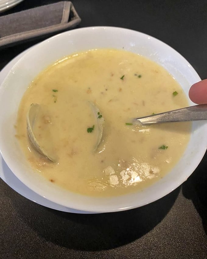 Creamy clam chowder that doesn't skimp on the main attraction. This isn't that watery disappointment from your childhood&mdash;this is the real deal, New England's finest Florida translation.