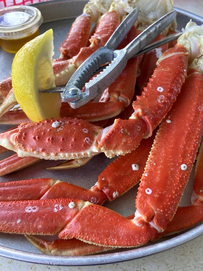 Cracking into paradise! These snow crab legs aren't just seafood&mdash;they're an interactive dining experience worth every bit of effort.