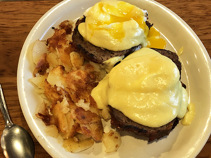 Behold the golden glory that launched a thousand road trips – this is what breakfast dreams are made of.