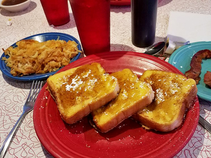 Golden-brown French toast that's achieved celebrity status in Ohio&mdash;three thick slices dusted with powdered sugar, waiting for their maple syrup bath.