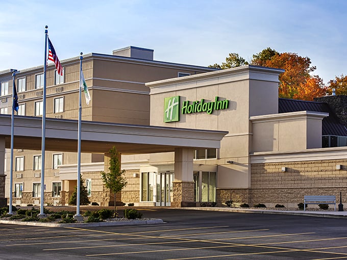 Even chain hotels in Marquette embrace the local aesthetic, offering comfortable lodging for visitors exploring Upper Peninsula treasures.