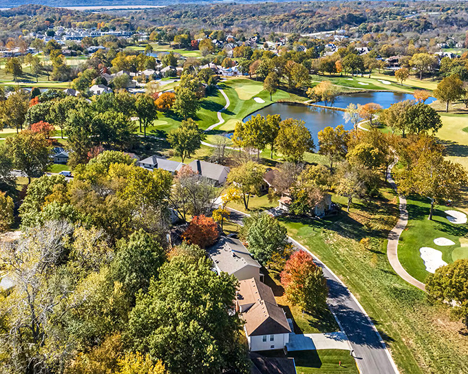 Parkville's golf course and surrounding homes offer that rare combination &ndash; stunning natural beauty with civilization's comforts just a chip shot away.