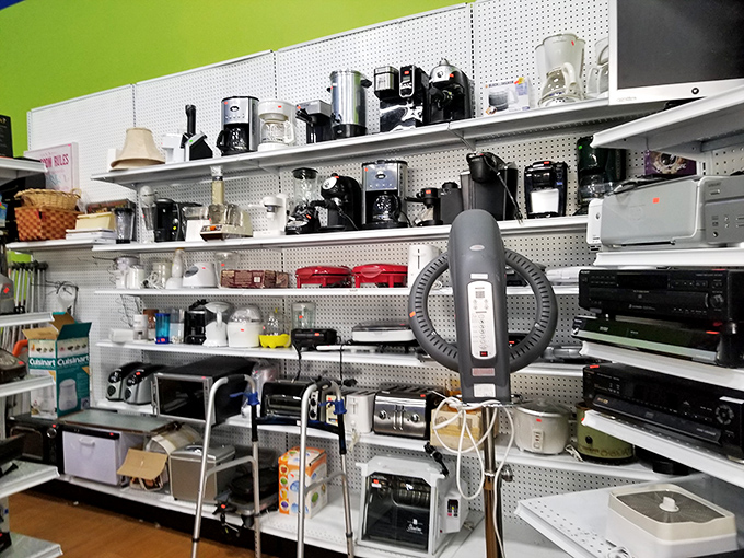 Coffee makers, blenders, toasters galore! This appliance wall is where kitchen dreams come true without the nightmare of retail prices.