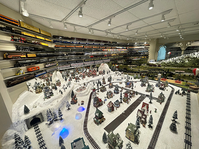 Winter wonderland in perpetual freeze-frame! This snowy village layout makes you wish for hot cocoa even on summer days.