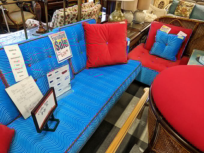 Bold blue waves meet crimson comfort in this eye-catching furniture set that screams Florida fun.