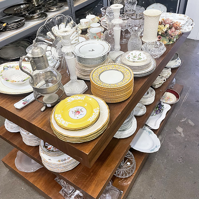 Dish paradise! Those yellow-rimmed plates aren't just dinnerware &ndash; they're conversation starters waiting to elevate your Tuesday night spaghetti.