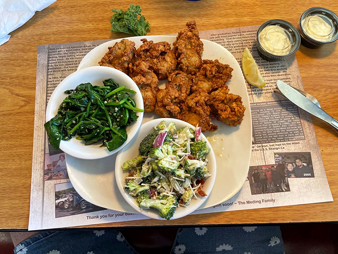 Golden-fried oysters that crunch like autumn leaves, paired with sides that know their supporting role in this seafood blockbuster.