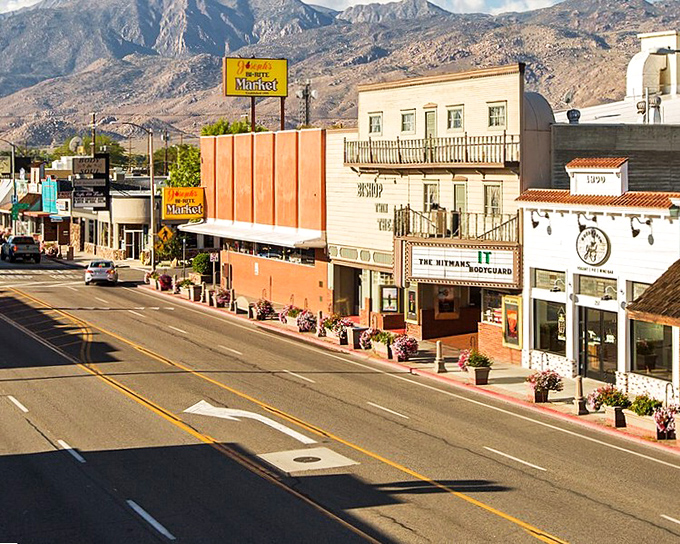 Downtown Bishop's storefronts bask in the glow of mountain majesty. This is what they mean by "location, location, location."