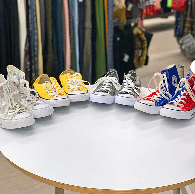 A rainbow of Converse that proves secondhand doesn't mean second-best. These barely-worn classics are waiting for their next adventure.