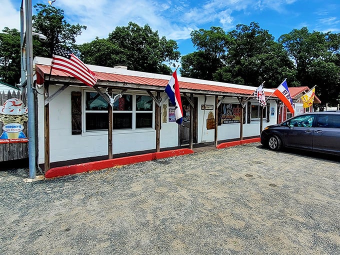 Stars and stripes flying high over Fat Daddy's &ndash; patriotism pairs perfectly with pulled pork at this roadside gem.