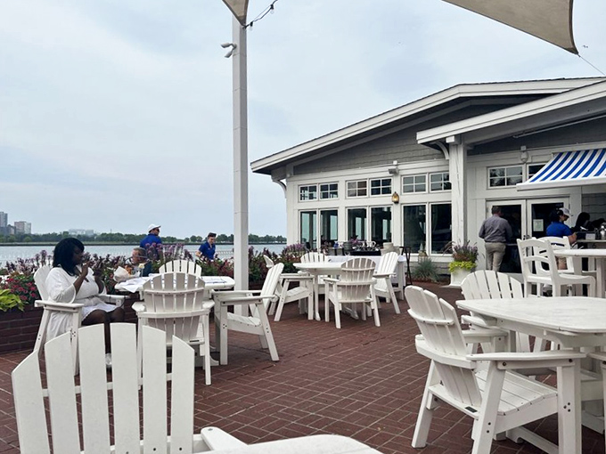 Harbor House's waterfront patio feels like you've snuck into someone's million-dollar backyard&mdash;except everyone's invited to this seafood party!