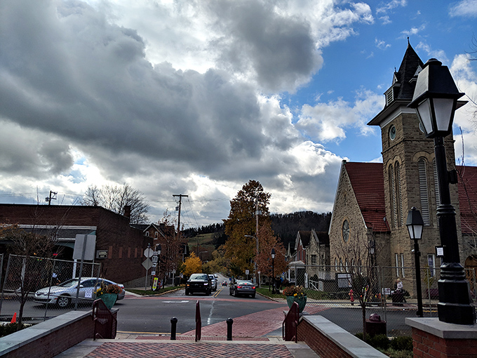Ligonier's diamond square spins you around like a Victorian merry-go-round, but prettier.