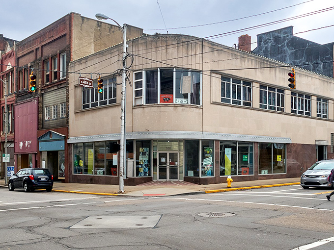 Steubenville's charming storefronts line up like old friends, each one offering small-town hospitality at small-town prices.