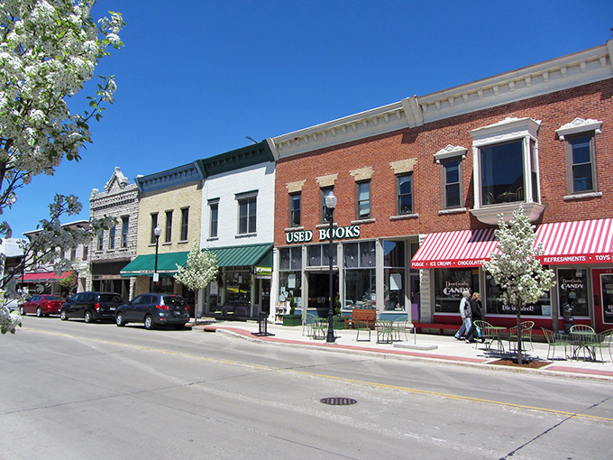 Sturgeon Bay's downtown invites exploration with its mix of historic buildings housing bookstores, cafes, and shops selling maritime treasures.