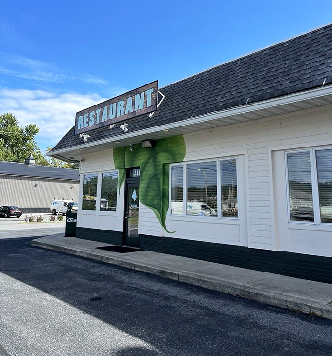 That fresh green exterior hints at the garden-fresh ingredients waiting on your plate. 