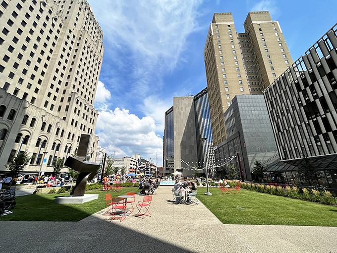 Toledo's impressive skyline might suggest big-city prices, but don't be fooled&mdash;your Social Security check goes surprisingly far in this waterfront gem.