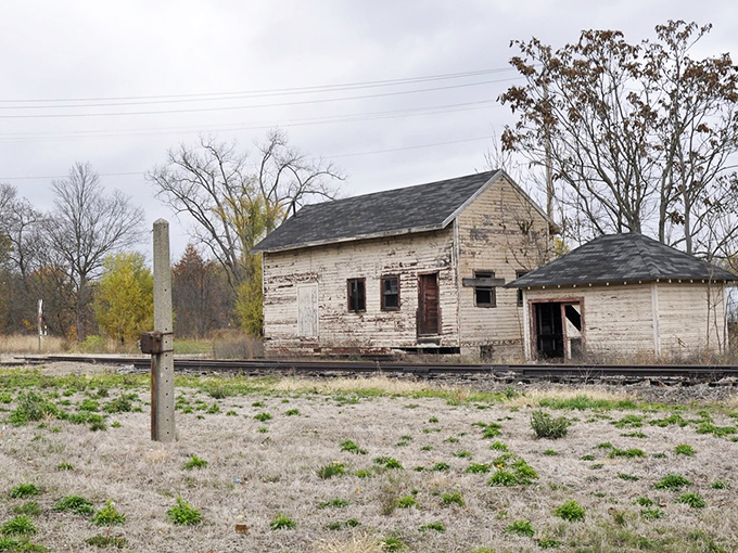 Uhrichsville's old depot remembers when coal was king and trains were the internet of their day. 