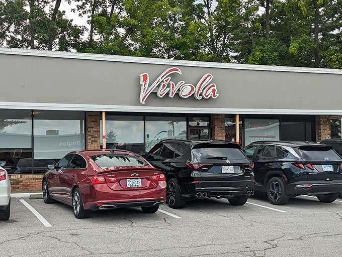 Vivola Express proves great sandwiches don't need fancy digs &ndash; just a strip mall, passion, and the right ingredients.