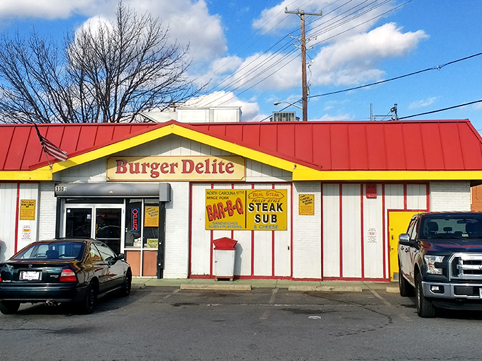 This no-frills burger shack has been serving up delicious simplicity for decades. Sometimes the best things come in small, red-roofed packages!
