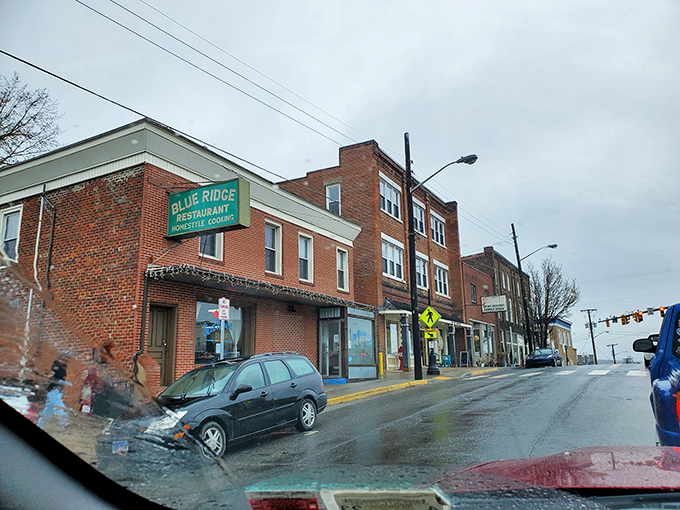 The kind of street where you half-expect to see Andy Griffith whistling around the corner. Floyd keeps it real.