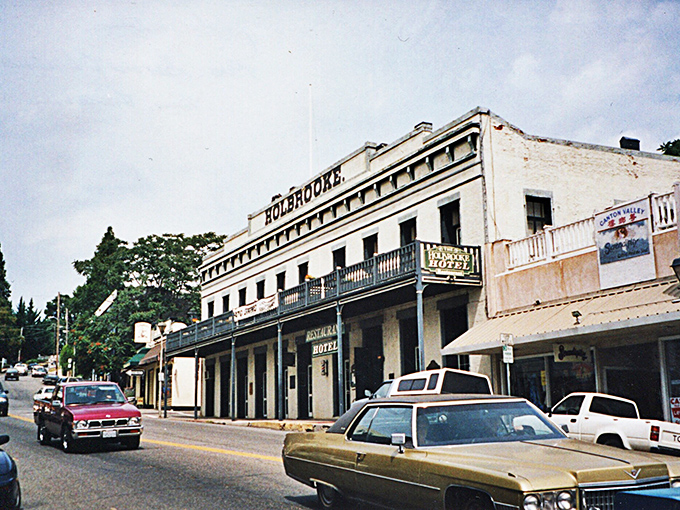 The Holbrooke Hotel stands like a time machine in gold rush country. History with a balcony view!