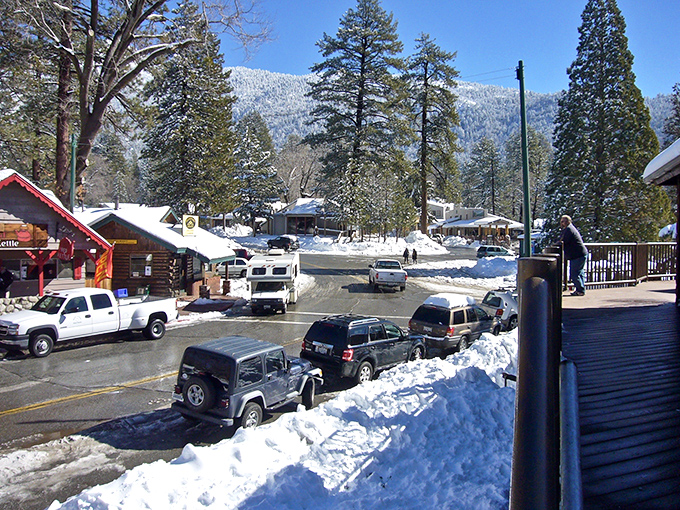 Snow-dusted streets, cozy cabins, and towering pines&mdash;Idyllwild serves up winter magic with a side of small-town serenity.