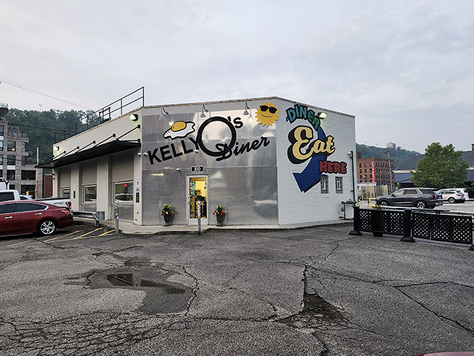Kelly O's "Dine & Eat Here" sign might be the most honest advertising in Pittsburgh. When a diner looks this good outside, imagine what's cooking inside.