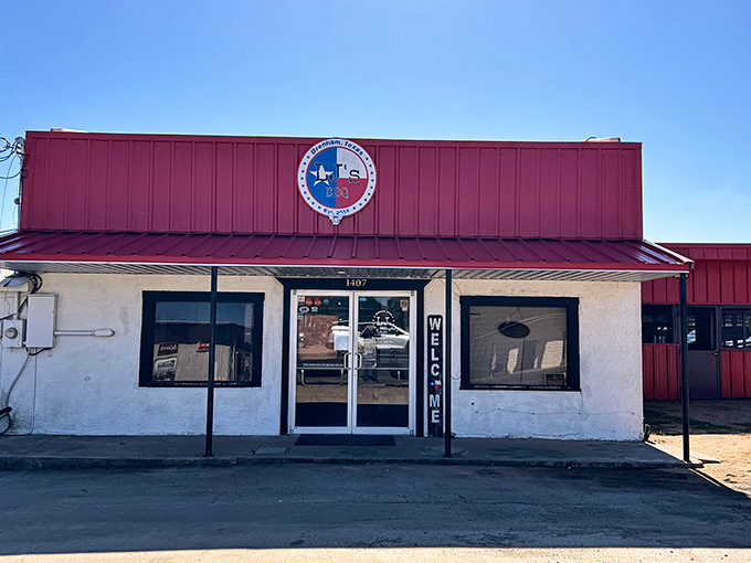 The modest exterior of LJ's is like a poker player with a royal flush &ndash; no need to show off when you've got the goods.