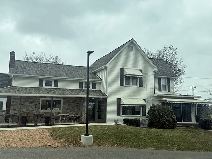 This unassuming building houses pasta dreams and meatball memories. Maisanos is North Canton's worst-kept delicious secret.