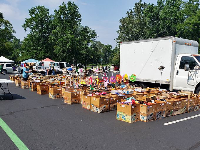 Box city under summer skies! Those cardboard kingdoms hold more potential joy than any department store&mdash;and at a fraction of the price.