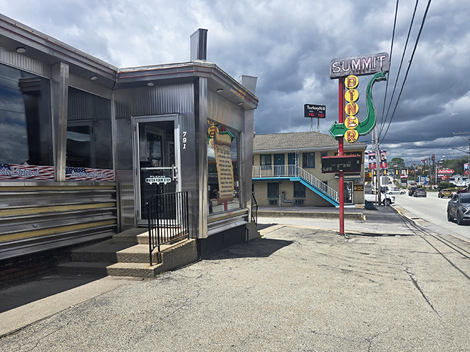 Even on cloudy days, Summit Diner shines like a silver bullet of comfort food in a world of fast-food sameness.
