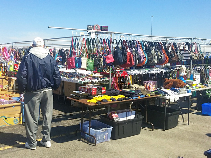 More handbags than Carrie Bradshaw's closet and enough vintage finds to make antique roadshow jealous. Treasure Aisles delivers!