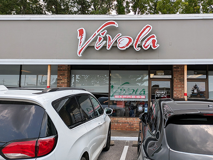 Cars line up outside Vivola Express &ndash; Missouri's sandwich lovers know where to find Italian-inspired deliciousness.