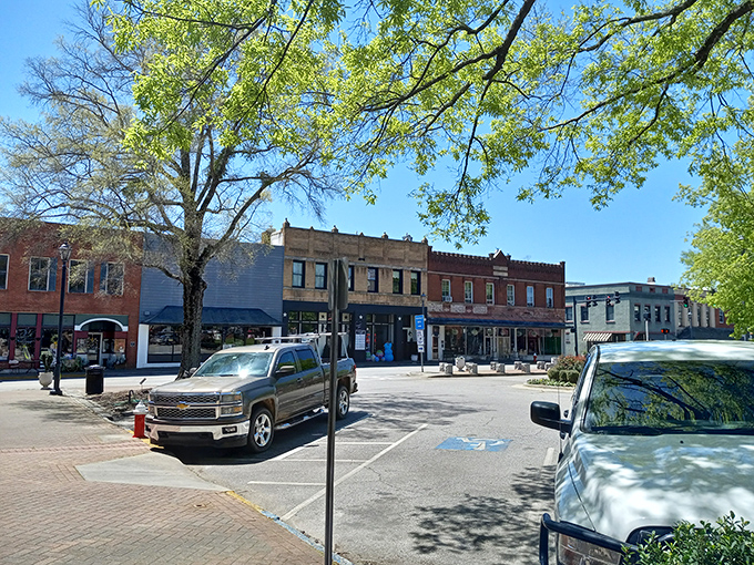 Washington's historic buildings stand shoulder to shoulder, sharing secrets that date back to the founding of our nation.