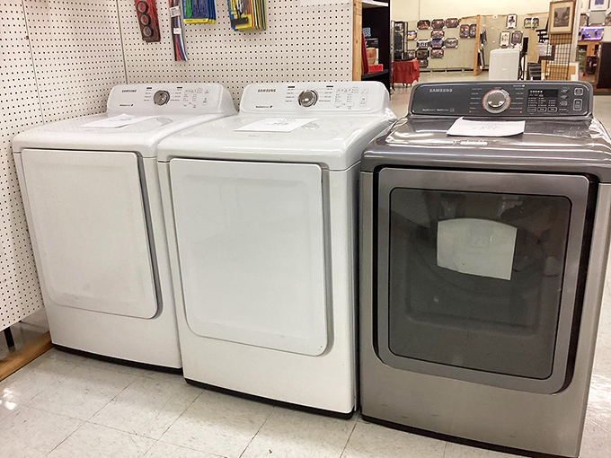 Samsung meets savings! These pristine appliances await new homes where they'll wash, dry, and make someone wonder how they scored such a deal.