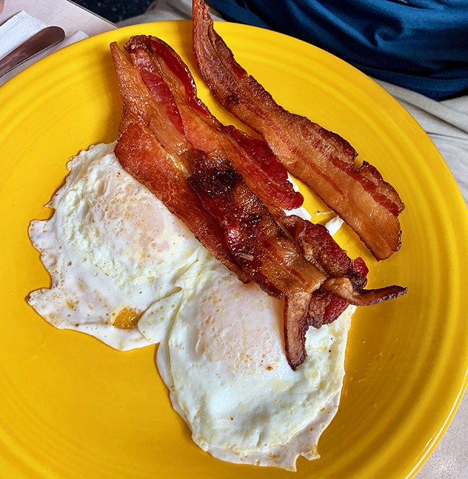 Sometimes the simplest combinations create the most satisfying symphonies of flavor and comfort.