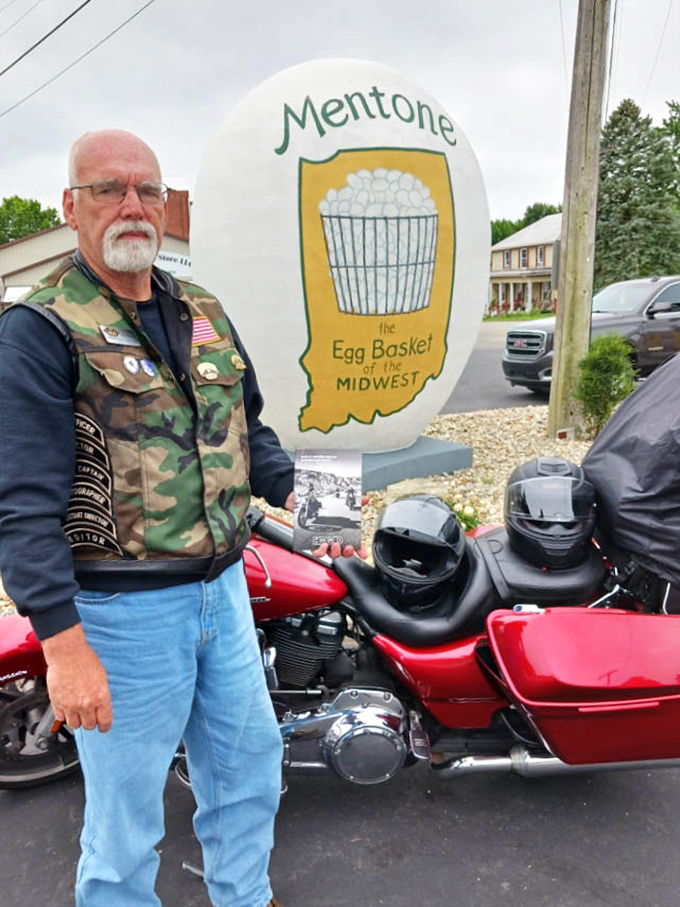 Even motorcycle enthusiasts make the pilgrimage to Mentone's egg, combining America's love of the open road with roadside oddities.
