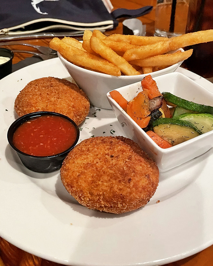 Pure crab cake artistry - more jumbo lump than filler, exactly how nature intended it.